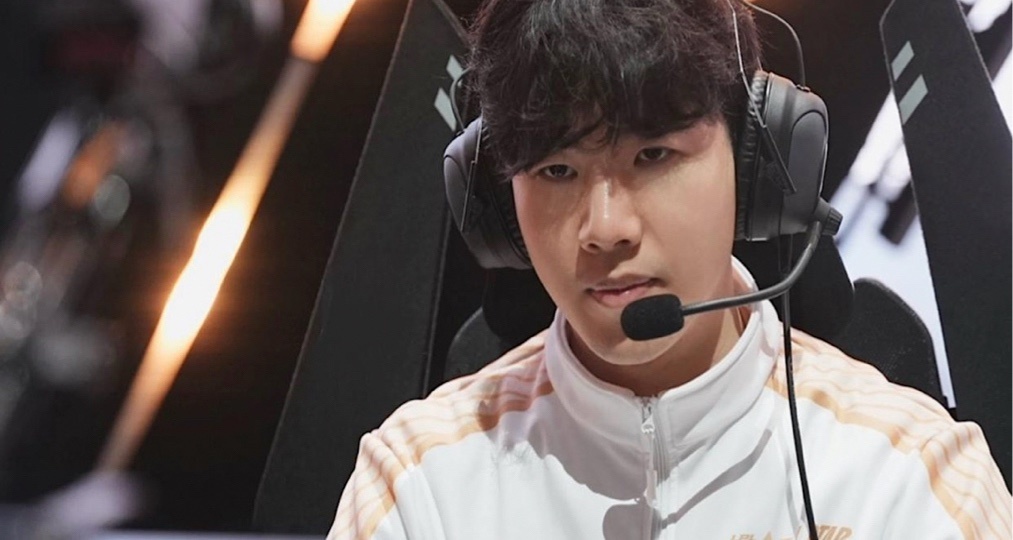 WBG爆发严重内讧！TheShy镜头被剪，粉丝大骂管理层，刘青松惨了_电玩帮