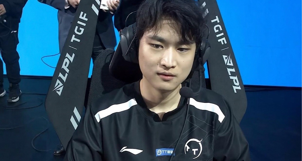 LPL两大选手失业，离开TheShy之后，实力不断下滑，焕峰下场更惨_电玩帮